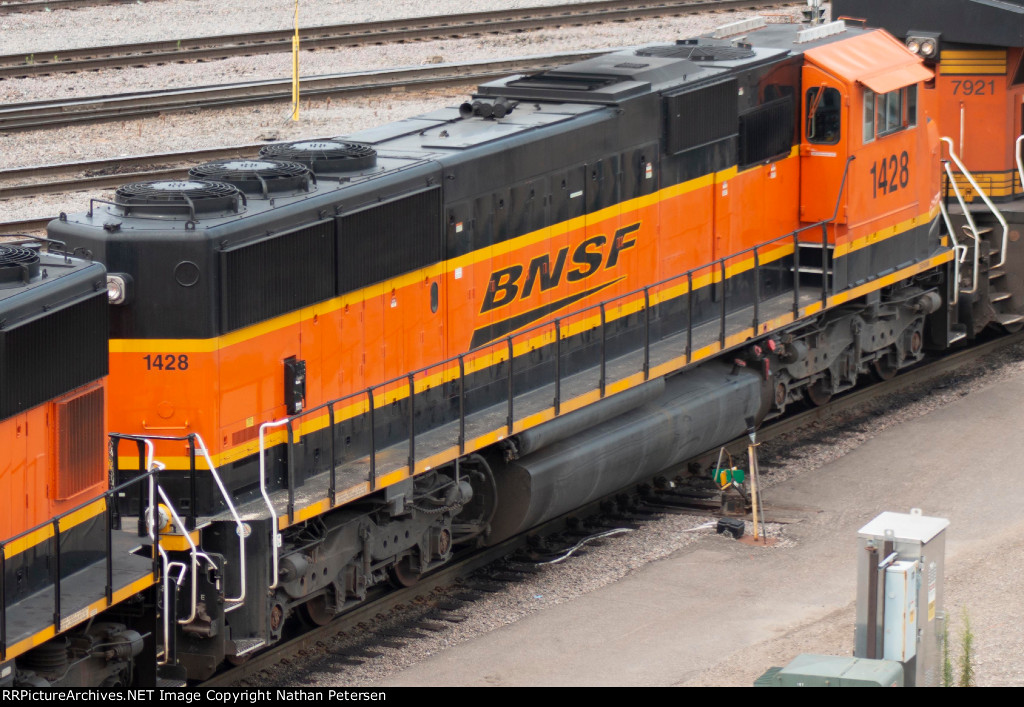 BNSF 1428